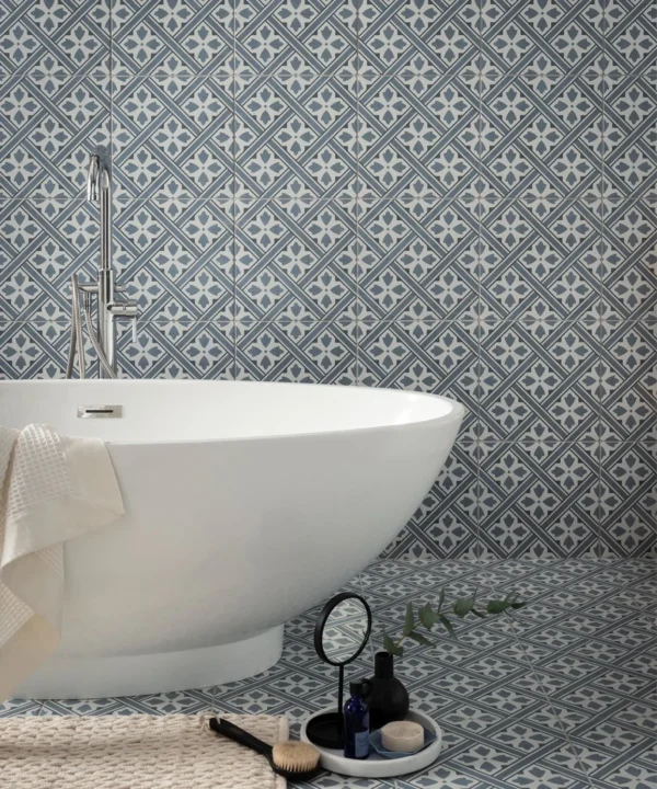 FLEUR Blue Tile 33x33cm | Decor 8 Stornoway